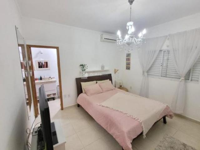Venda | Casa com 123,00 m², 3 dormitório s, 2 vaga s. Loteamento Parque Nossa Senhora da Glória, T