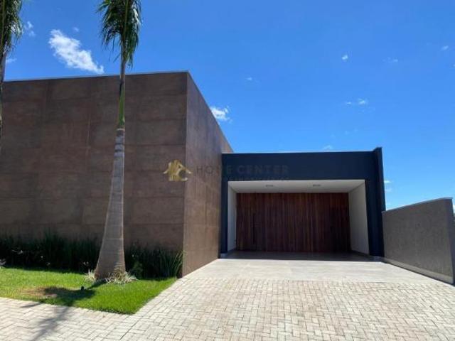 Venda | Casa com 215,00 m², 3 dormitório s, 4 vaga s. Parque Industrial, Maringá