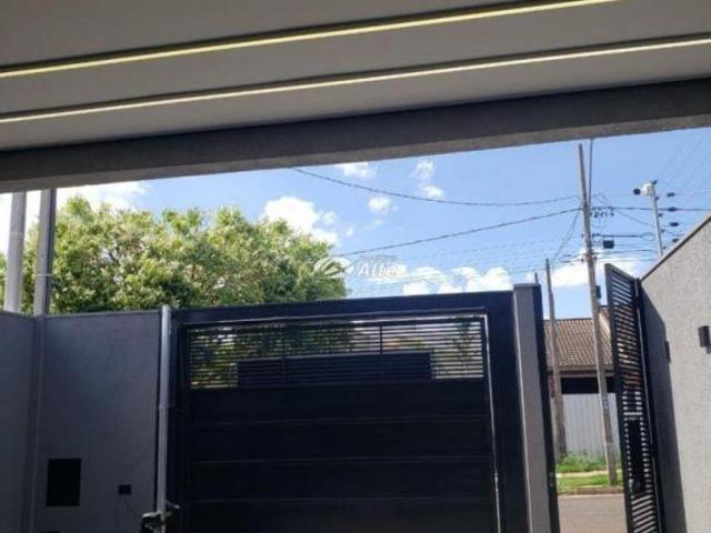 VENDA | Casa, com 2 dormitórios em Jardim Araucária, Maringá