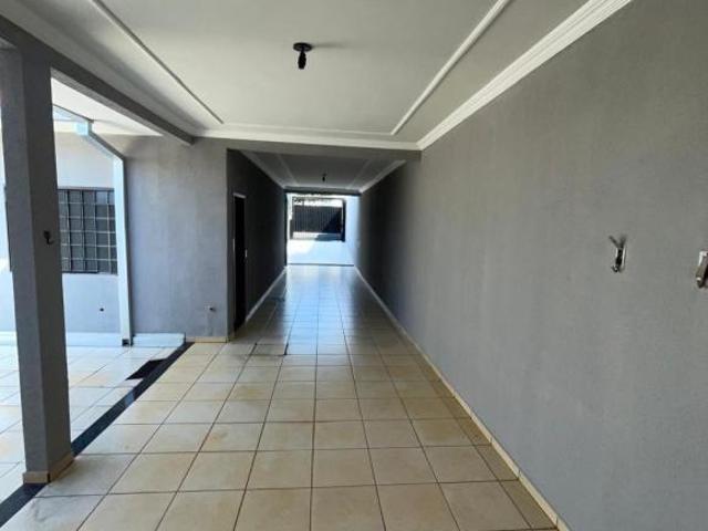 VENDA | Casa, com 2 dormitórios em Jardim Central, Astorga