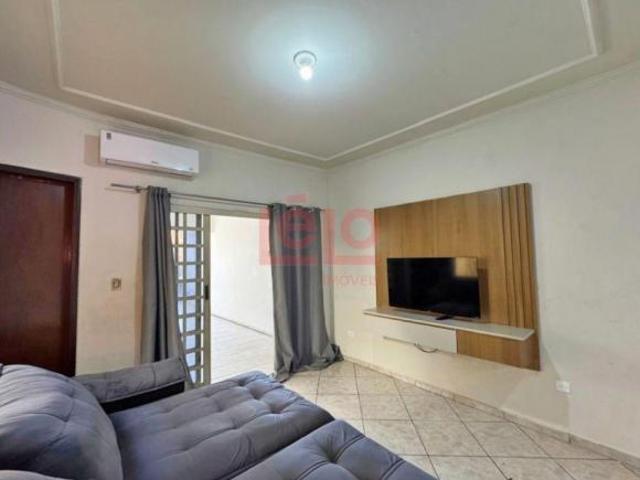 VENDA | Casa, com 2 dormitórios em JARDIM LUCIANOPOLIS, MARINGA