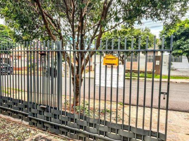 VENDA | Casa, com 2 dormitórios em Jardim Paulista, Maringá