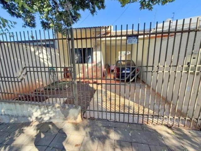 VENDA | Casa, com 2 dormitórios em JARDIM SAO SILVESTRE, MARINGA