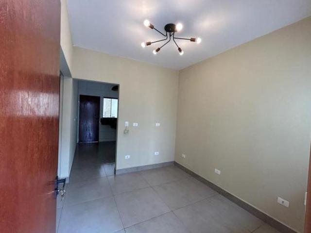 VENDA | Casa, com 2 dormitórios em Parque Tarumã, Maringá