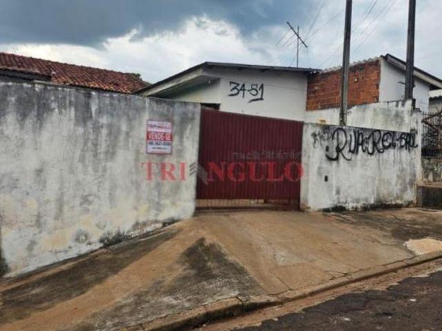 VENDA | Casa, com 2 dormitórios em PARQUE DOM PEDRO II, UMUARAMA