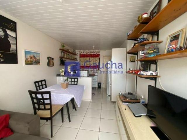 VENDA | Casa, com 2 dormitórios em Santa Cruz, Cascavel