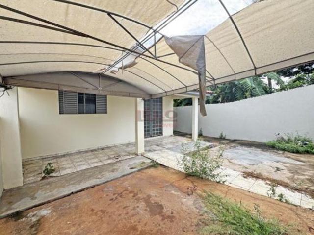 VENDA | Casa, com 2 dormitórios em ZONA 07, MARINGA