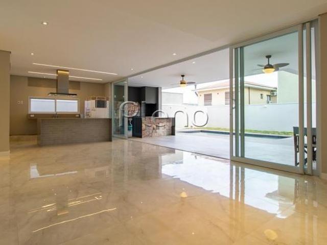 Venda | Casa com 320,00 metroQuadrado, 3 dormitório s, 2 vaga s. Swiss Park, Campinas