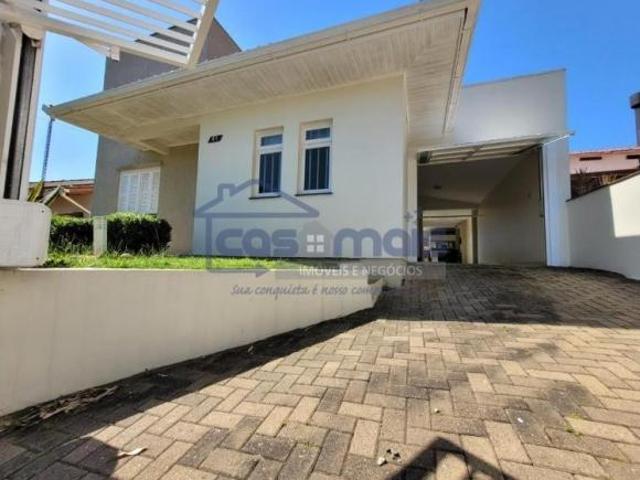VENDA CASA COM 3 DORMITÓRIOS NO BAIRRO BELA VISTA