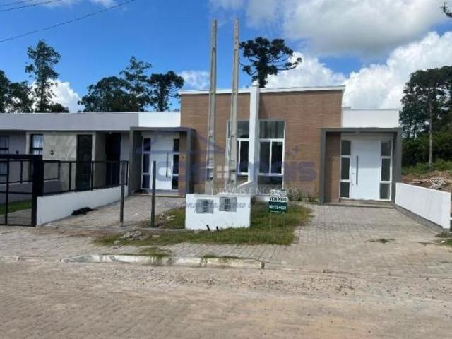 VENDA CASA COM 3 DORMITÓRIOS NO BAIRRO LAGO AZUL EM ESTÂNCIA VELHA COMPRE COM A CASAMAIS+ E GANHE