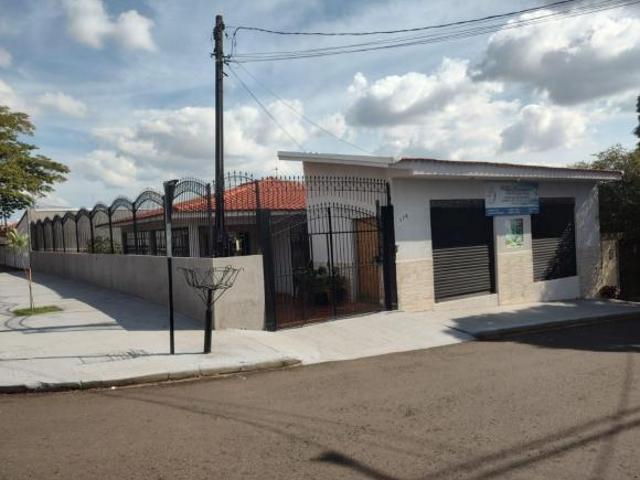 VENDA | Casa, com 3 dormitórios em Conjunto Residencial Branca Vieira, Maringá