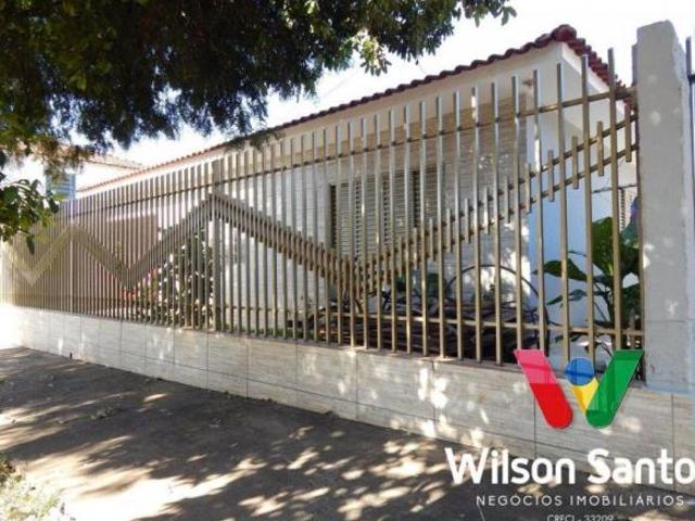 VENDA | Casa, com 3 dormitórios em Conjunto Residencial Paulino Carlos Filho, Maringá