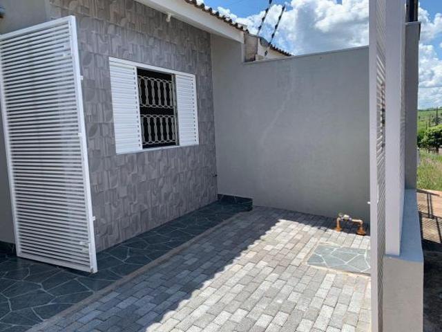 VENDA | Casa, com 3 dormitórios em Jardim Araucária, Maringá