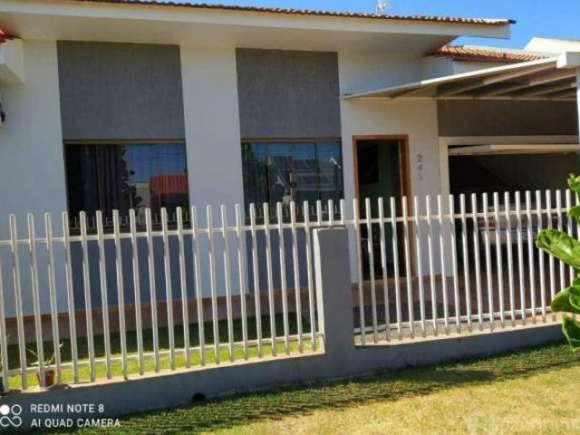 VENDA | Casa, com 3 dormitórios em Jardim Coopagro, Toledo