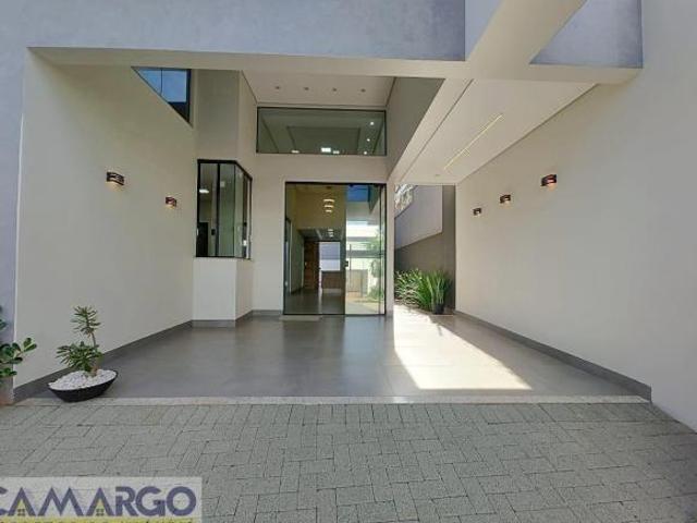 VENDA | Casa, com 3 dormitórios em Jardim Higienópolis, Maringá