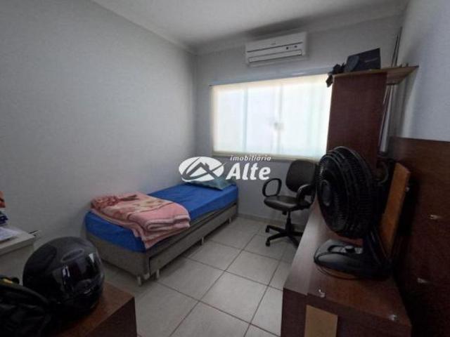 VENDA | Casa, com 3 dormitórios em Jardim Imperial II, Maringá