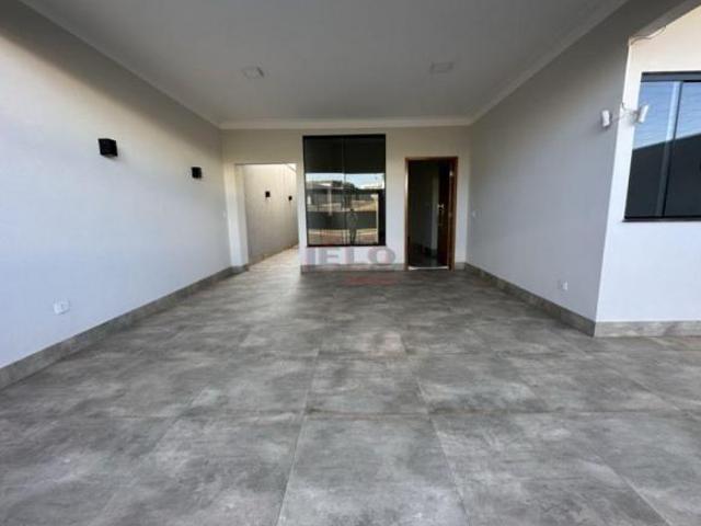 VENDA | Casa, com 3 dormitórios em JARDIM LIBERDADE, MARINGA
