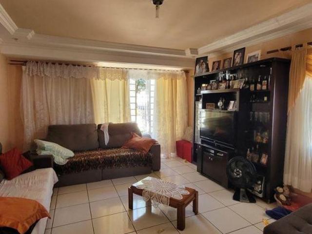 VENDA | Casa, com 3 dormitórios em Jardim Lucianópolis, Maringá
