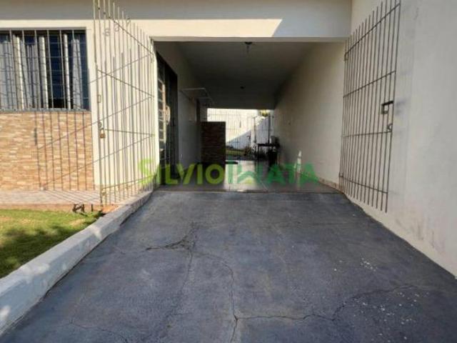 VENDA | Casa, com 3 dormitórios em Jardim Lucianópolis, Maringá