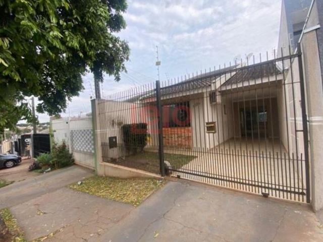 VENDA | Casa, com 3 dormitórios em JARDIM MONTE REI, MARINGA