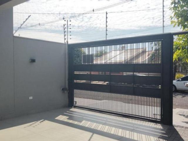 VENDA | Casa, com 3 dormitórios em Jardim Monte Rei, Maringá