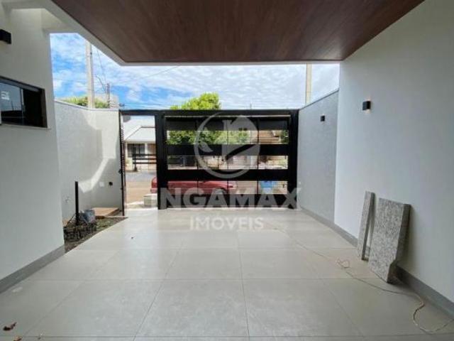 VENDA | Casa, com 3 dormitórios em JARDIM OÁSIS, MARINGA