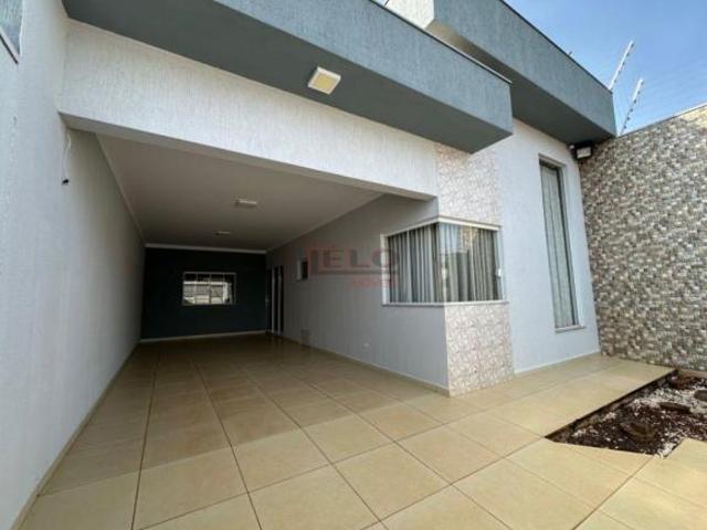 VENDA | Casa, com 3 dormitórios em JARDIM ORIENTAL, MARINGA