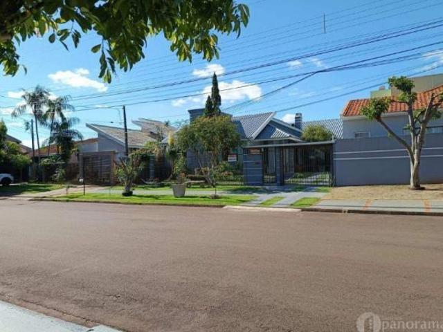 VENDA | Casa, com 3 dormitórios em Jardim Pancera, Toledo