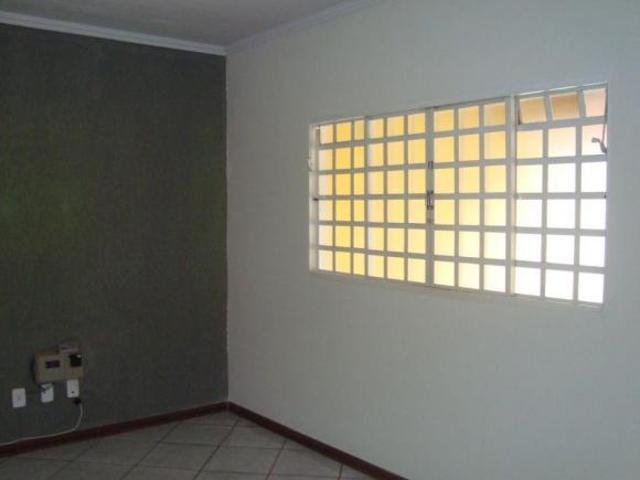 VENDA | Casa, com 3 dormitórios em Joao Piza, Londrina