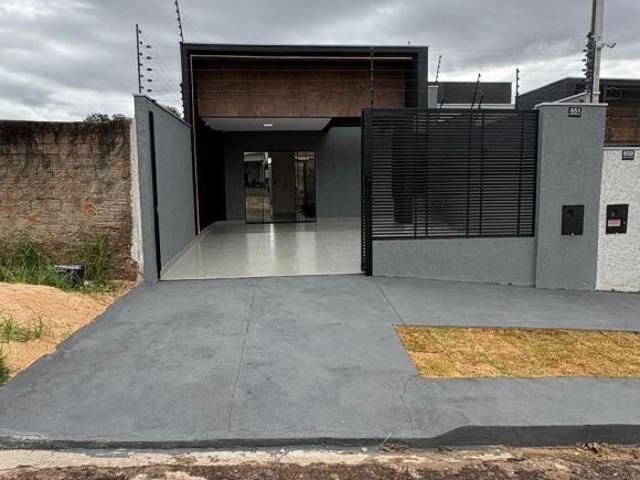 VENDA | Casa, com 3 dormitórios em Loteamento Madrid, Maringá