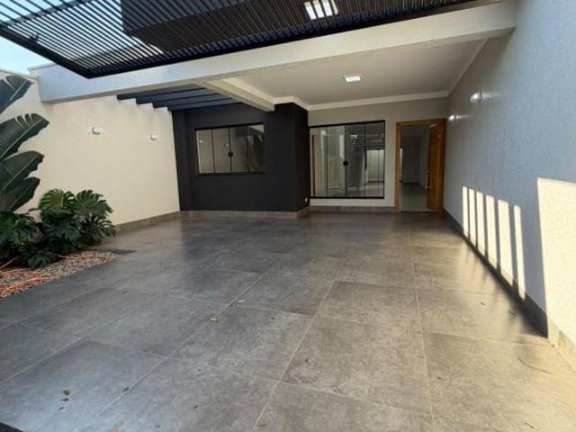 VENDA | Casa, com 3 dormitórios em Parque Residencial Tuiuti, Maringá