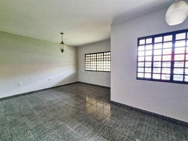 VENDA | Casa, com 3 dormitórios em San Fernando, Londrina