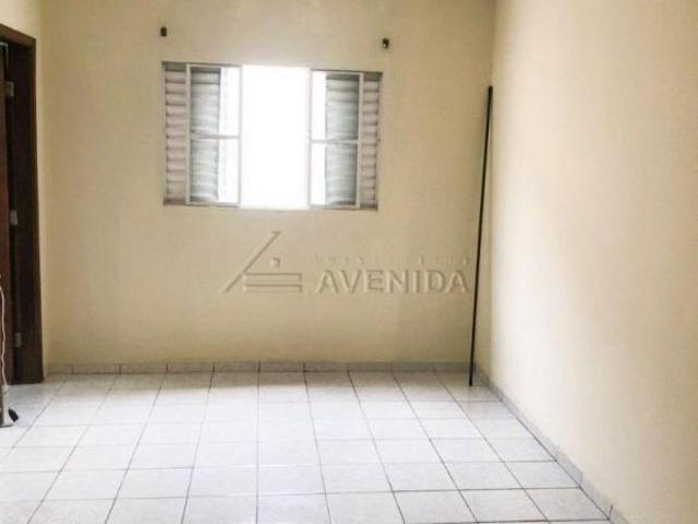 VENDA | Casa, com 3 dormitórios em Tarobá, Londrina