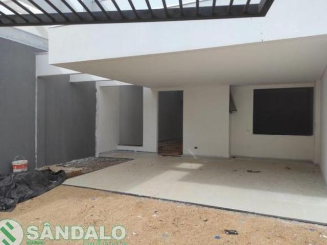 VENDA | Casa, com 3 dormitórios em VILA MORANGUEIRA, MARINGA