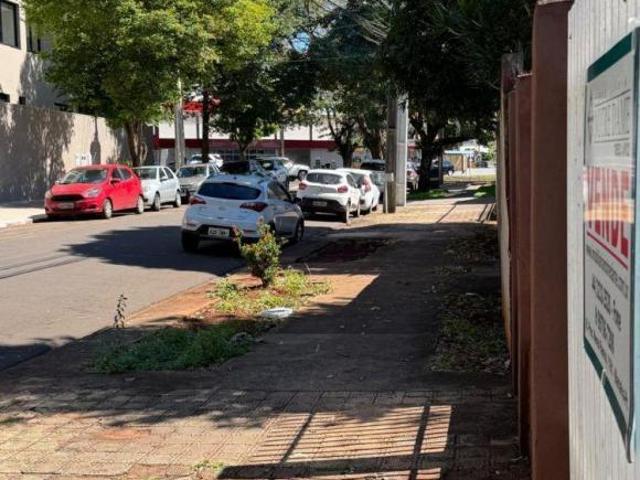 VENDA | Casa, com 3 dormitórios em Zona 04, Maringá