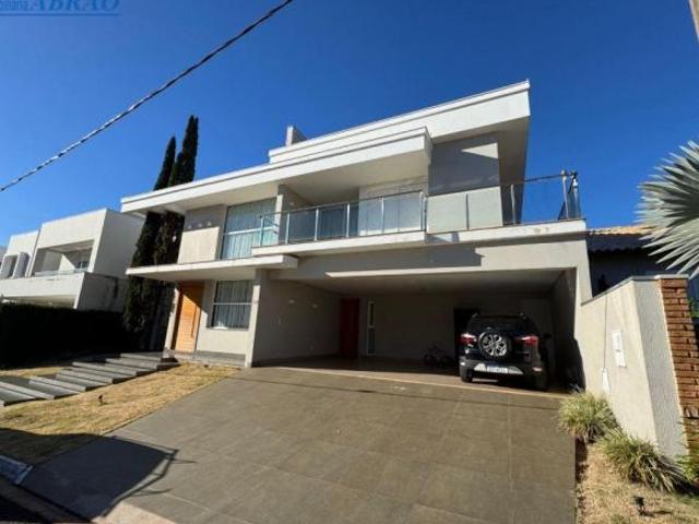 VENDA | Casa, com 3 dormitórios em Zona 05, Maringá
