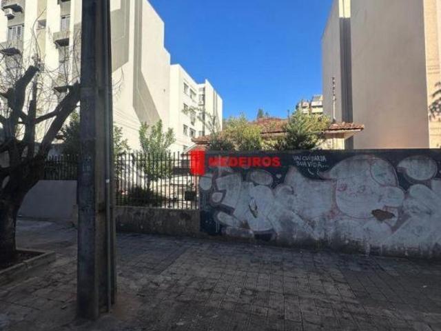 VENDA | Casa, com 3 dormitórios em Zona 07, Maringá
