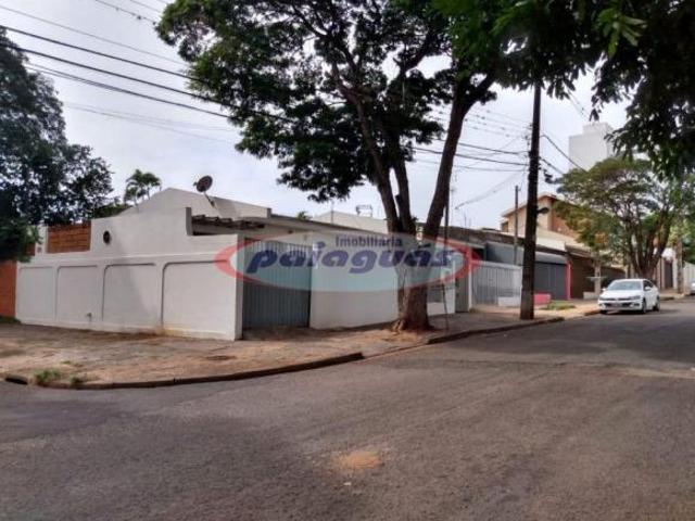 VENDA | Casa, com 3 dormitórios em Zona 08, Maringá