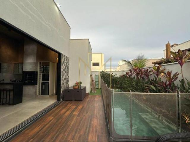VENDA CASA CONDOMINIO RESERA IPES UBERLANDIA MG
