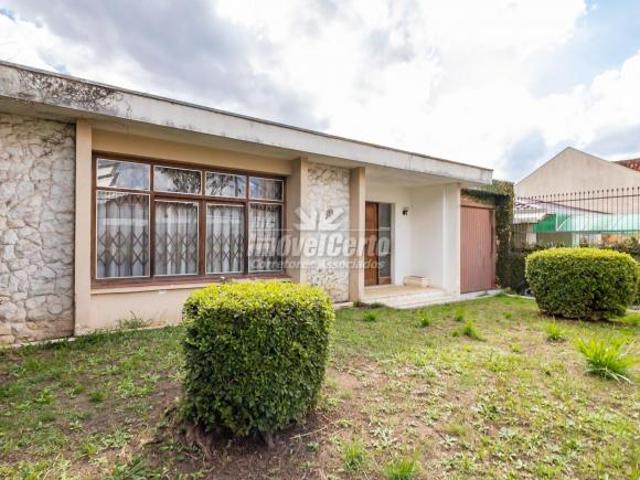 Venda casa em alvenaria, 171 m², com terreno de 66