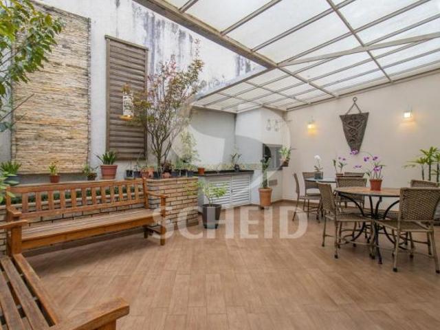 Venda Casa em condomínio fechado de Alto Padrão, com 4 dorms, suíte, closet, 03 vaga de garagem!