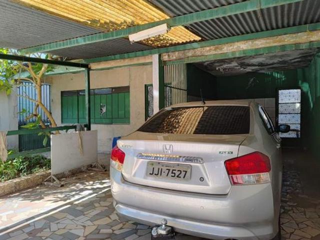 VENDA Casa Quadra QNC 15 Excelente oportunidade para investimento!