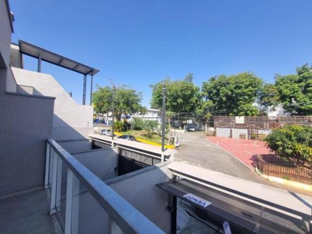 VENDA CASA SOBRADO 83m² 02 QUARTOS 02 SUÍTES E DUAS VAGAS DE GARAGENS FL38