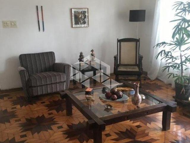 VENDA Casa térrea de 180m² com 4 dormitórios e 4 vagas no Brooklin, próximo a Berrini