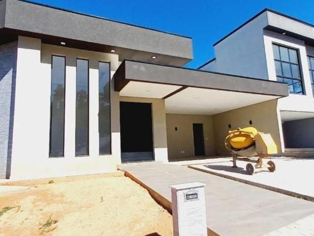 Venda casa térrea em Bragança com 3 Suítes closet e piscina