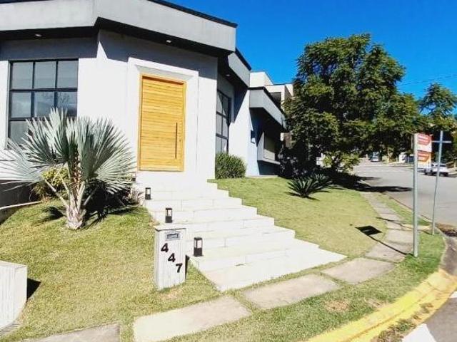 Venda casa térrea em Condomínio 3 Suítes