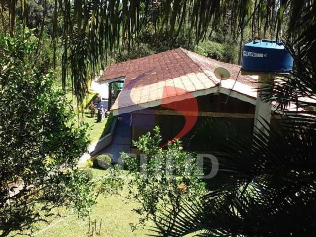 VENDA CHACARÁ BAIRRO COLONIA PARELHEIROS, CASA PRINCIPAL DE 250M²