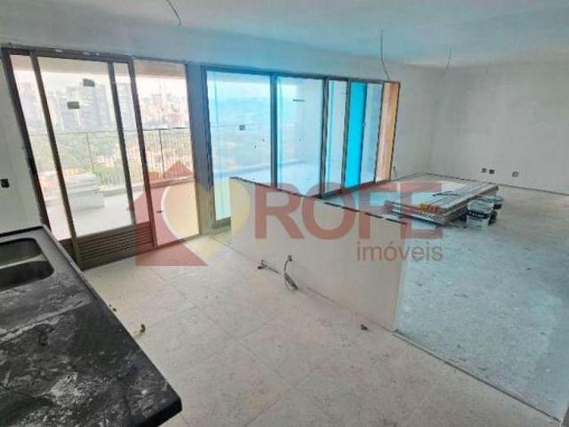 Venda Condomínio Normandie Moema | 149m², 3 suítes e 2 vagas | Andar alto com vista livre