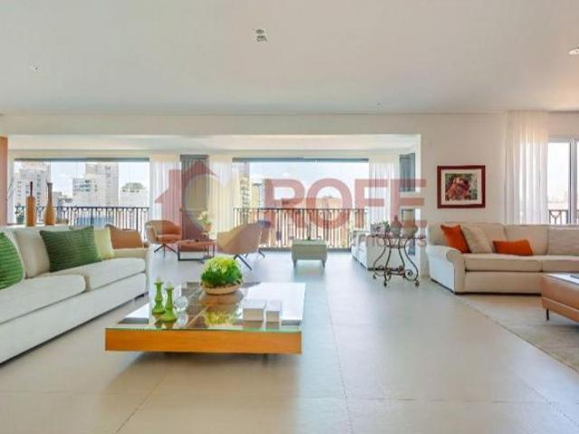 Venda | Condomínio Arthe Moema | 355m², 4 suítes e 5 vagas | Exclusividade e lazer completo