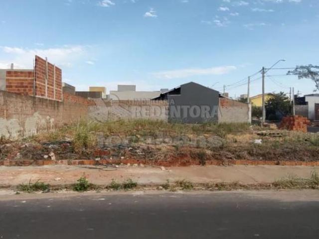 Venda de Terreno de Esquina com 462,08 m² no Parque Vila Nobre em São José do Rio Preto